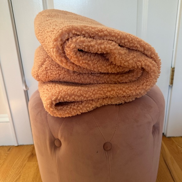 Buffy | Bedding | Buffy Wiggle Pillow Cover Color Puff | Poshmark